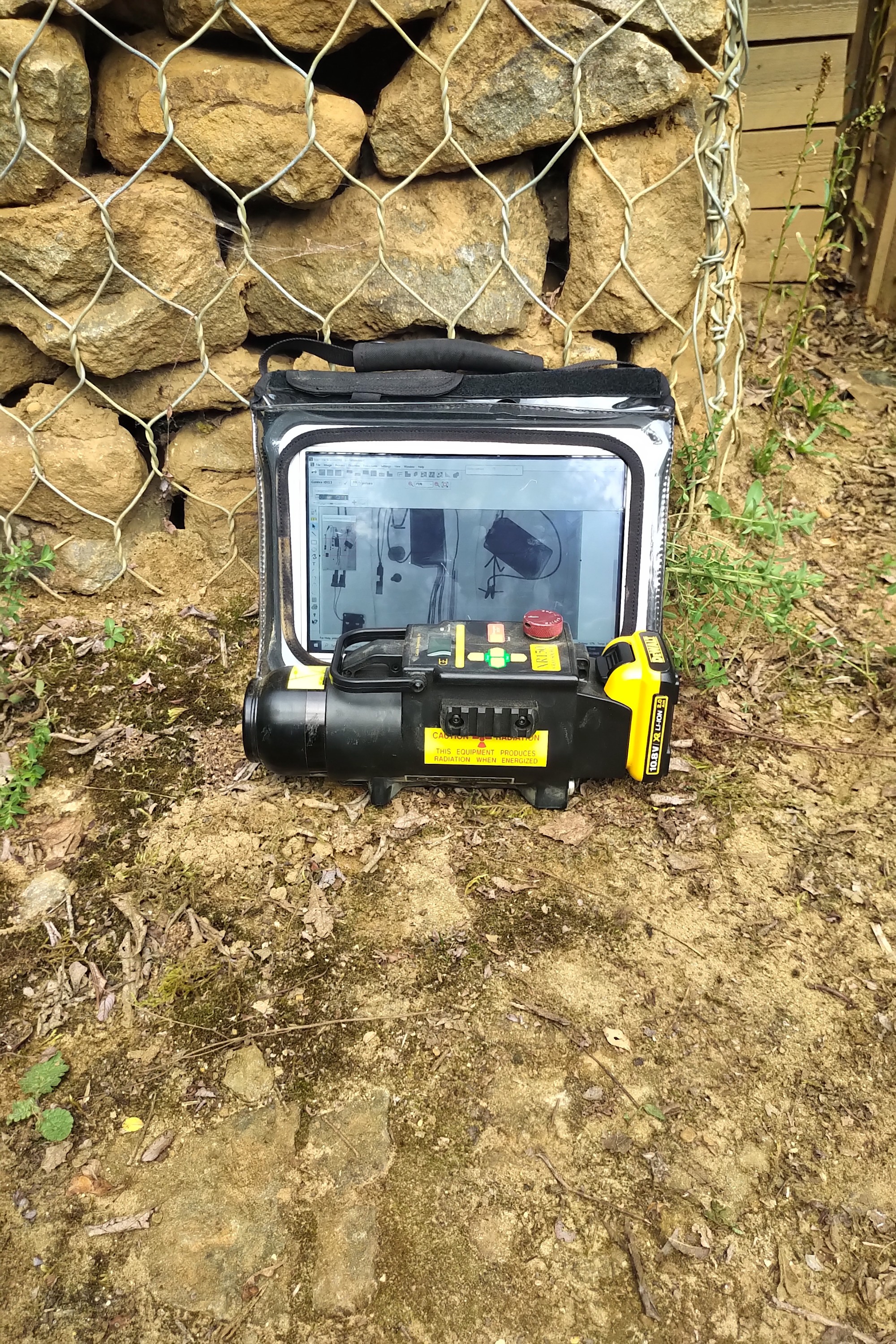 Scanno compact covert portable x-ray system 10 x 12" | Security X-ray ...